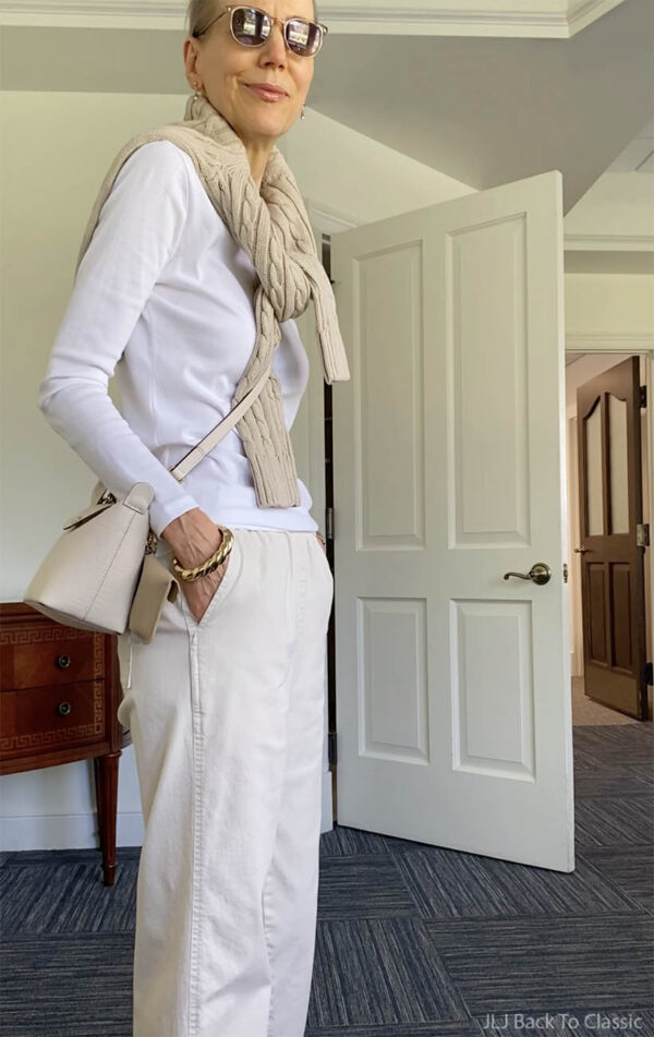 Vlog: What’s In My Longchamp Le Pliage Cuir Bag; Khaki Pants, Sweater ...